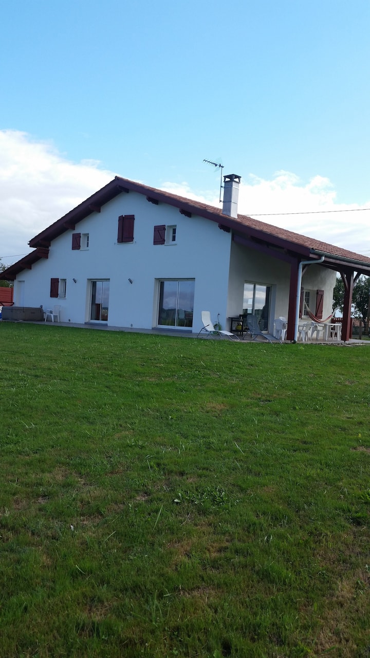 Villa 170m2 Vue Sur Monts Basques  25min De L Ocea - Espelette