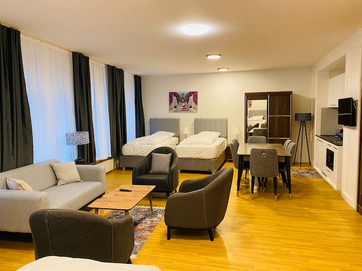 Familienzimmer Mit Eigenem Bad Und Küche - Berne