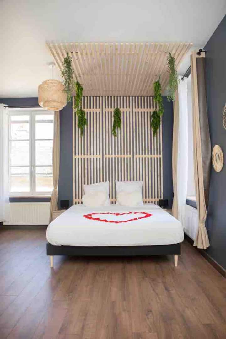 Grand Studio, Chic Et Cosy Avec Spa à Soissons - Soissons