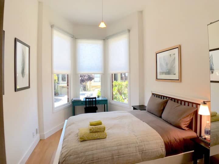 Cloud 9: Modern-super Clean -Trendy Mission Area - San Francisco, CA