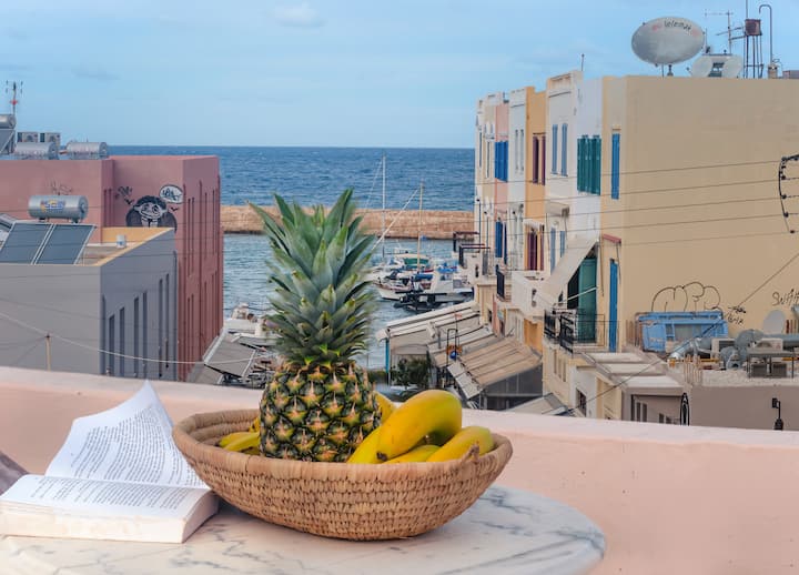 Zafirenias House - Old Venetian Port - Chania