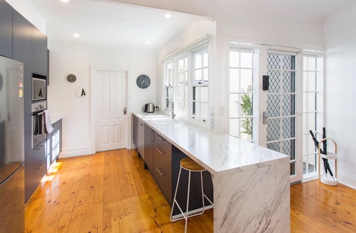 North Adelaide - Row Cottage - “Monte” - Adelaide