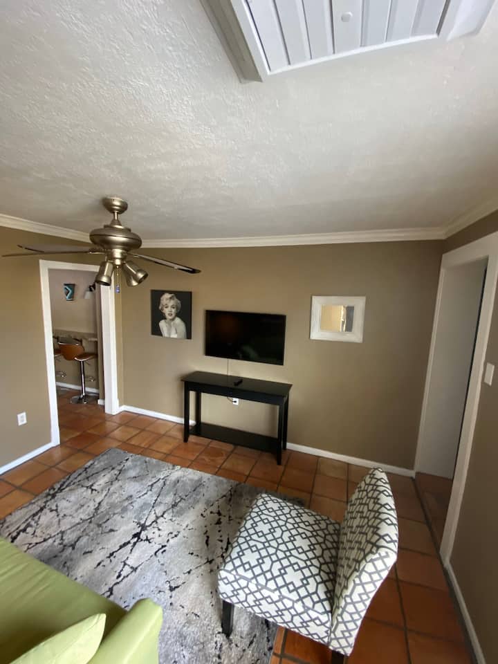 Casita A Bonita, Central Abq/unm Area - Albuquerque, NM