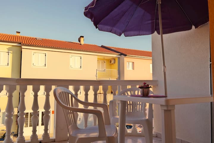 App Color 2 In Rovinj Village ;) - Rovinj