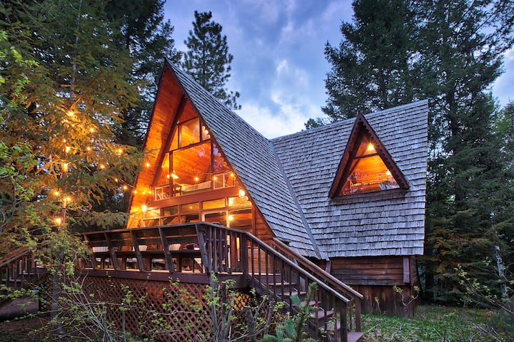 Black Bear Lookout~near Town, Lake, Trails & More! - McCall, ID