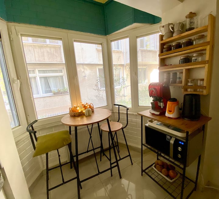 Huge Private Room In A Cozy House - Estambul