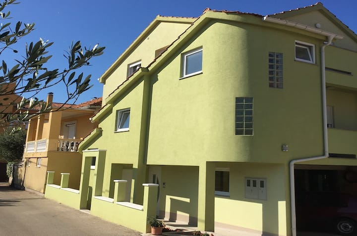 Apartman Green Apple With Balcony And Free Parking - Zadar