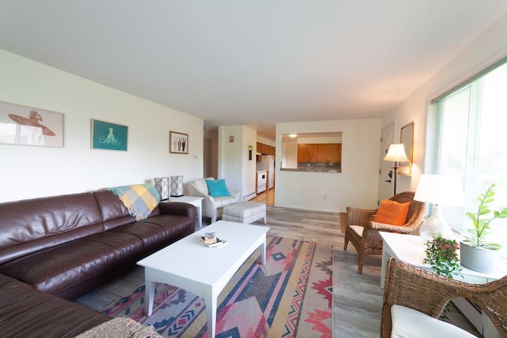 Family Friendly In Quiet Area - 3 Blocks To Beach! - Seaside