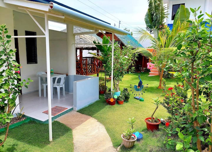 Astillo's Guest Houses #4 Ac/hot Shower - Moalboal
