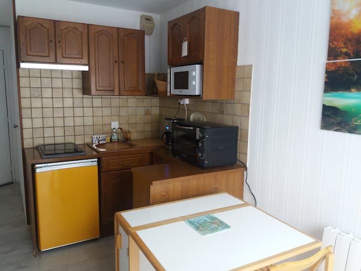 Studio :2 Personnes Avec Ascenseur Et Garage - Bagnères-de-Luchon