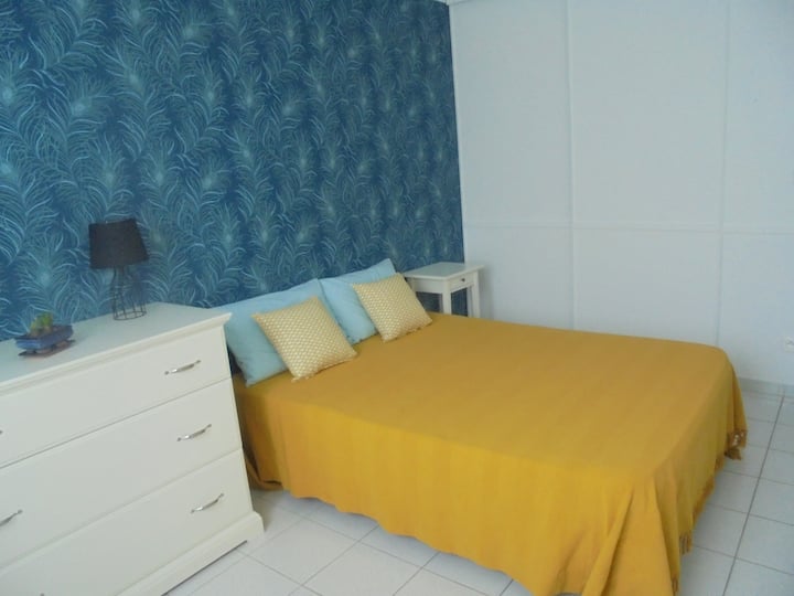 Chambre Privée Salle D'eau Partagée - Camargue