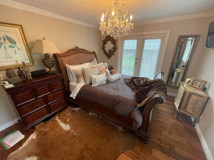 Snowbird Delight - Victoria