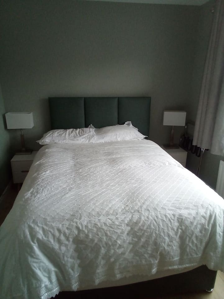 Double Room With En-suite - Castlebar