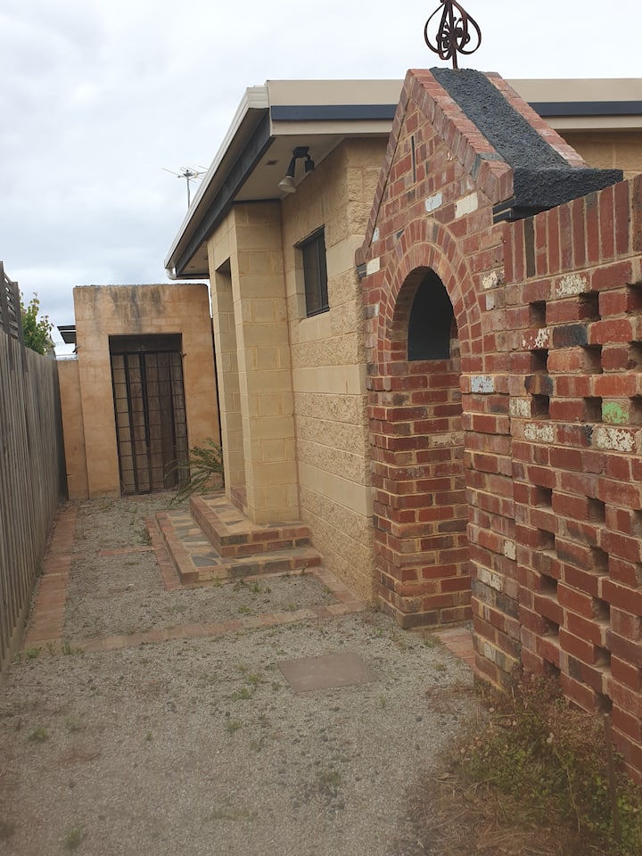 Secluded Sand Stone Beach Getaway - Cape Woolamai