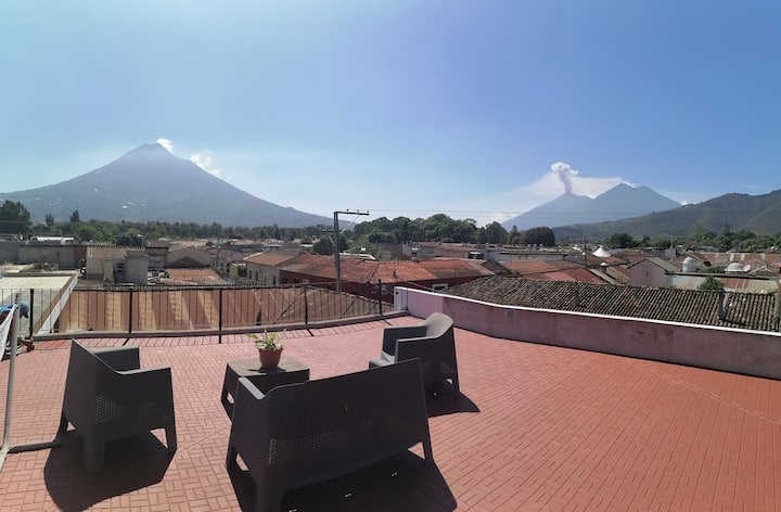 Beautiful Home In The Heart Of Antigua - Guatemala