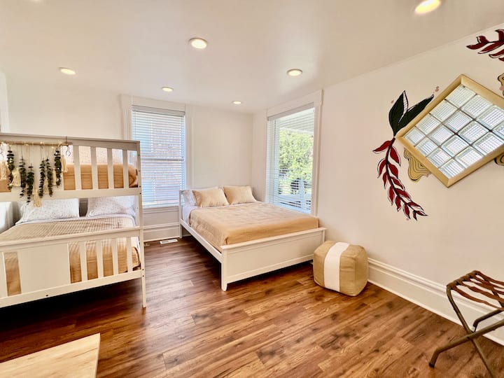 Historic Downtown Diamond House - ローガン, UT