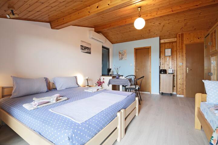 Natali Double Room With Balcony - Rovinj