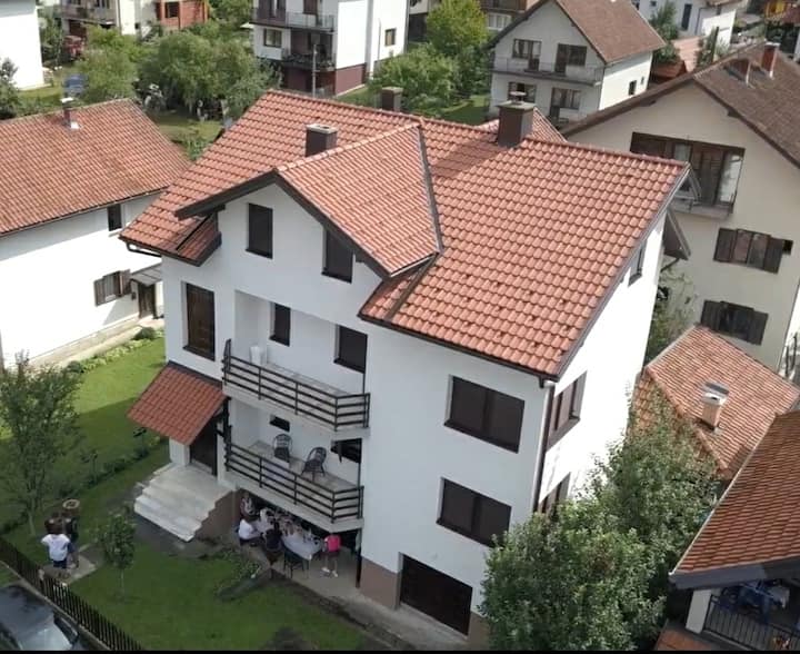 Apartment At City Center With Barbicue - Bajina Bašta