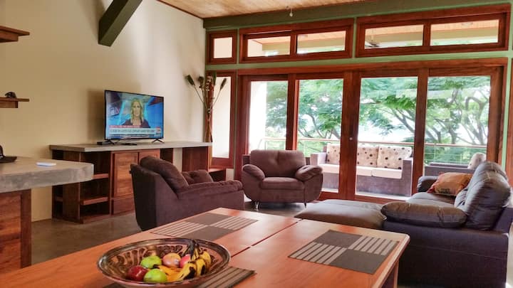 Wicks Getaway - 2bdrm Townhome, Ocean Views & Pool - San Juan del Sur