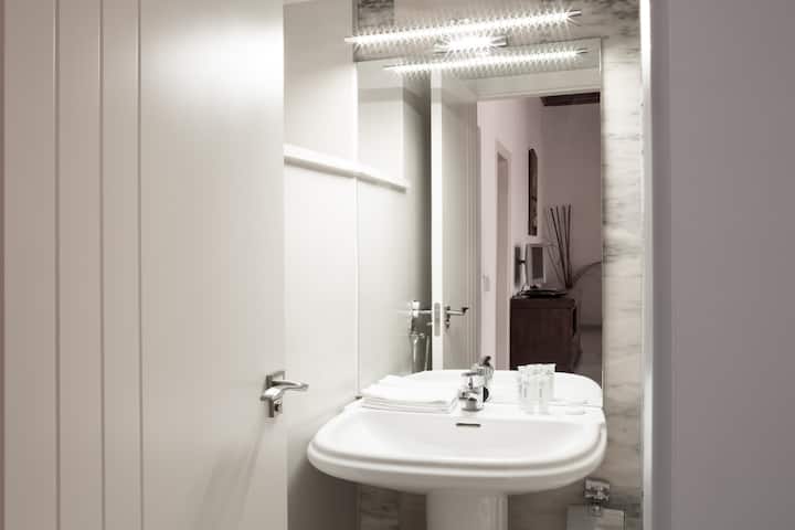 Smartr Sevilla Las Dueñas - Seville