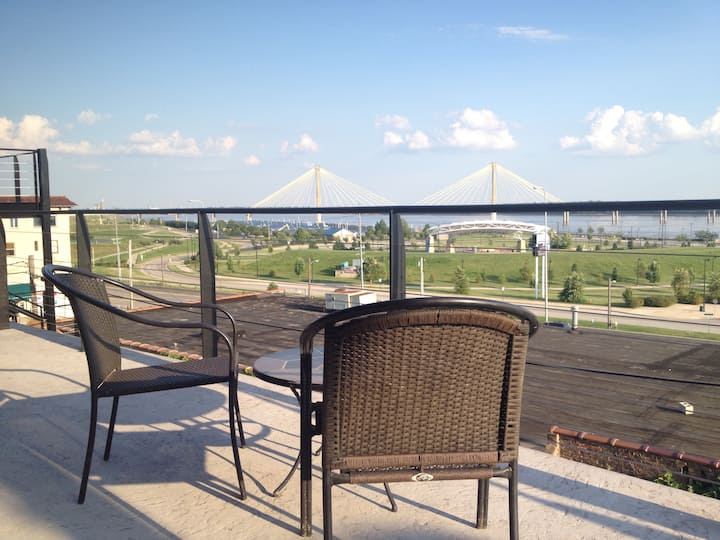 Top 9 Airbnb Vacation Rentals In Alton, Illinois - Updated 2024 | Trip101