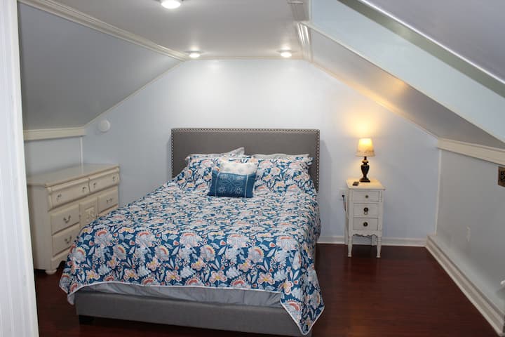 A Restful Place In The Queen City - Charlotte