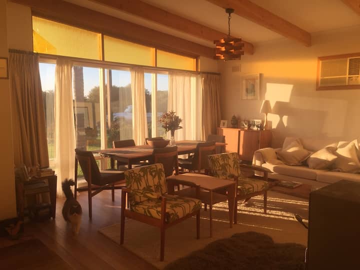 Lagoon Beach Sanctuary - Victor Harbor