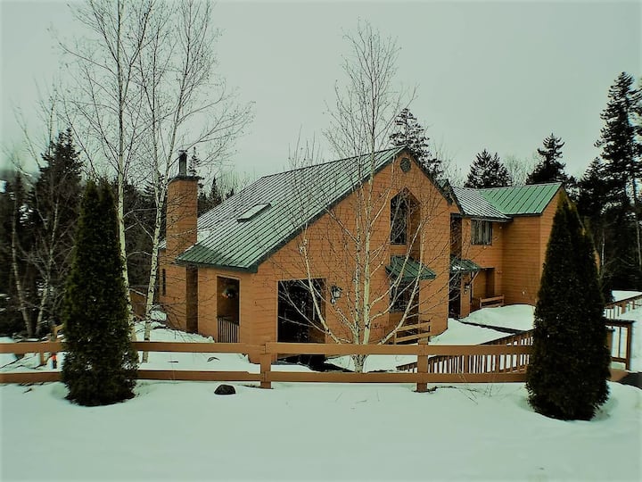 Recently Renovated Bretton Woods Mountain Condo - Bretton Woods, NH