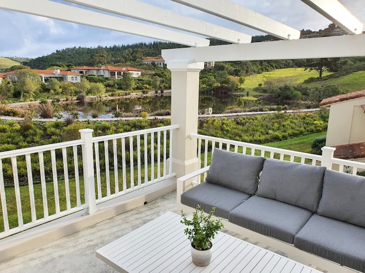Coral Tree Villa In Schoongezicht Country Estate - Plettenberg Bay