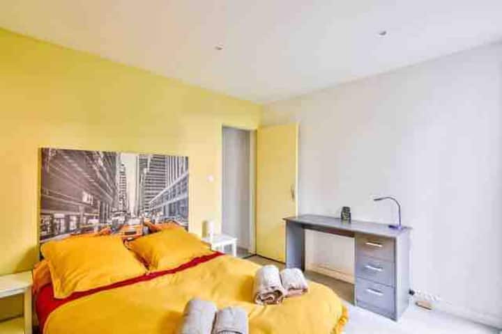 Chambre Jaune Privé, Calme Et Confortable - Toulouse