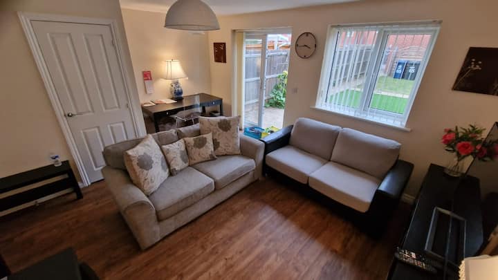 Nice Family Home In St Neots (Free Breakfast) - St Neots