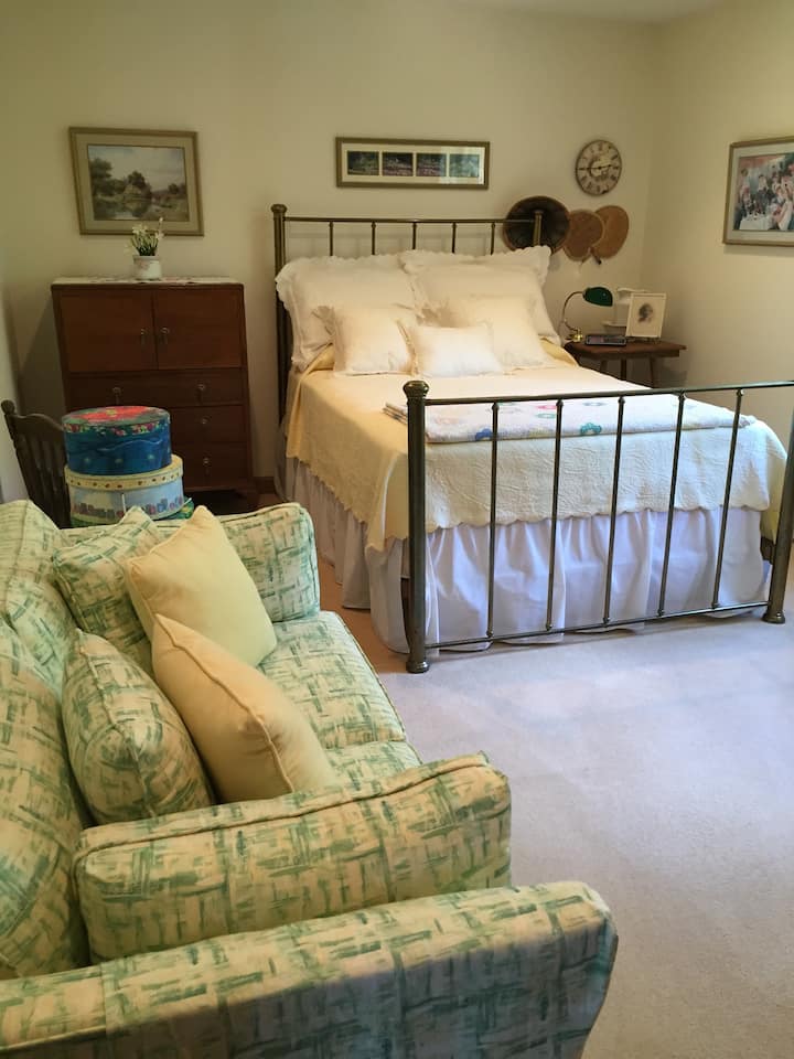 Beautiful Country Retreat In Erin, Wi - Hartford, WI