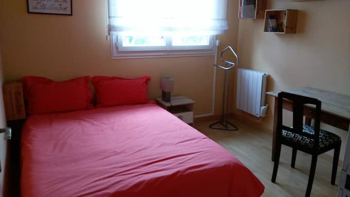 Chambre Chez L'habitant Entre Chu Et Mémorial - Caen