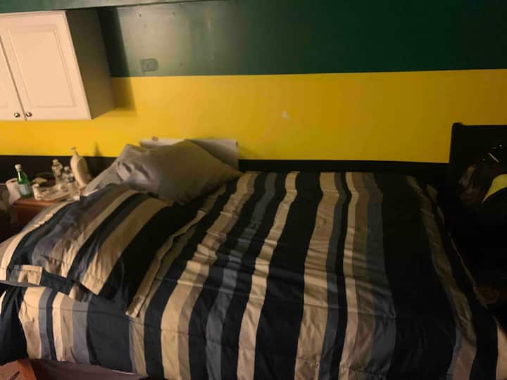 Clean 1 Bedroom Entire Place. Guaranteed Fun. - Shepherdstown, WV