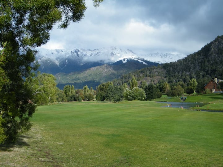 Casa Sobre El Golf En Arelauquen Bariloche - San Carlos de Bariloche