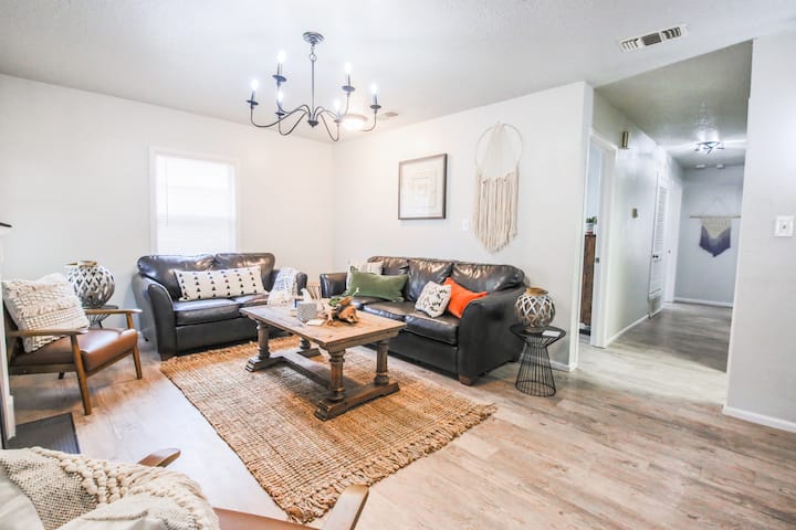 Charming Tech Terrace Retreat! 1 Mile To The Jones - Lubbock, TX