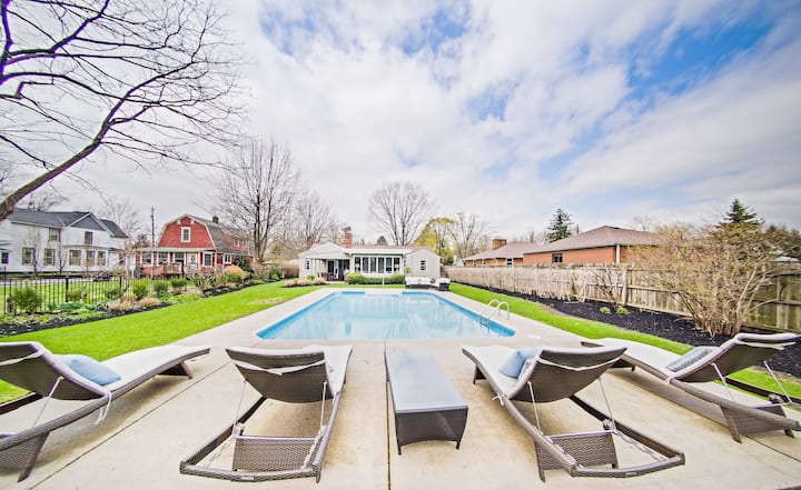 Cleveland Rocks!!! Renovated Home Fantastic - Willoughby, OH