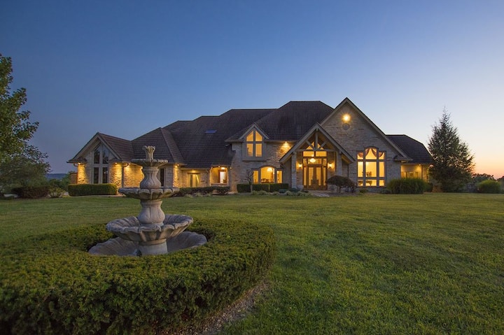 Jett Manor - Hermann, Mo 13 Acre Private Estate - Hermann, MO