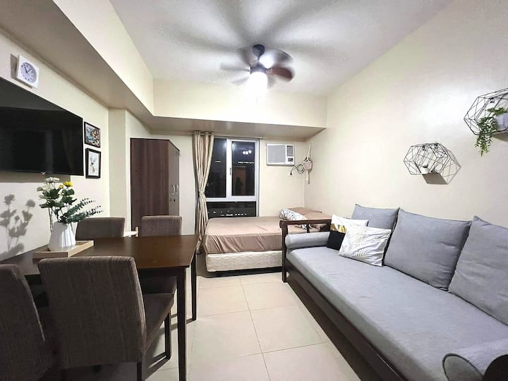 Aubrey's Studio Condo In It Park, Cebu City - Lahug