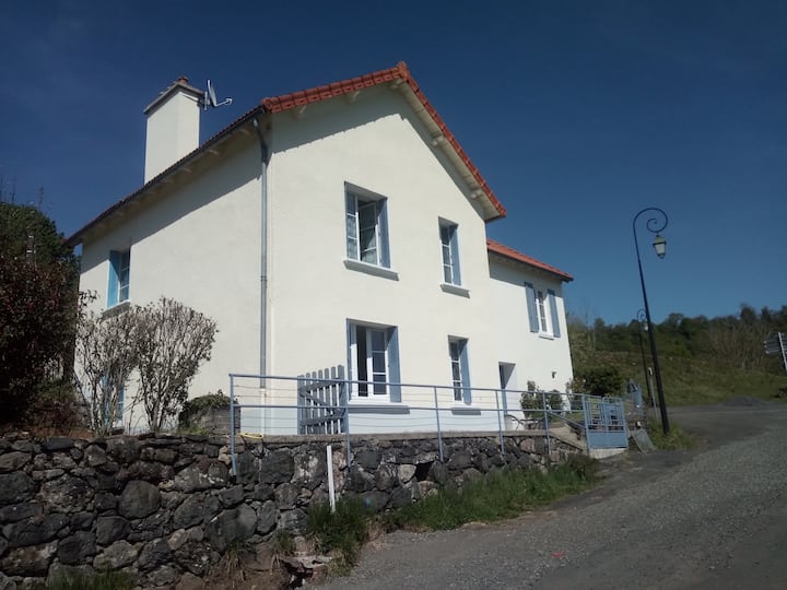 Maison De Famille Restaurée - Mauriac
