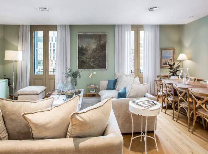 Style Exclusive Apartment With Views To Casa Mila - Barcelona