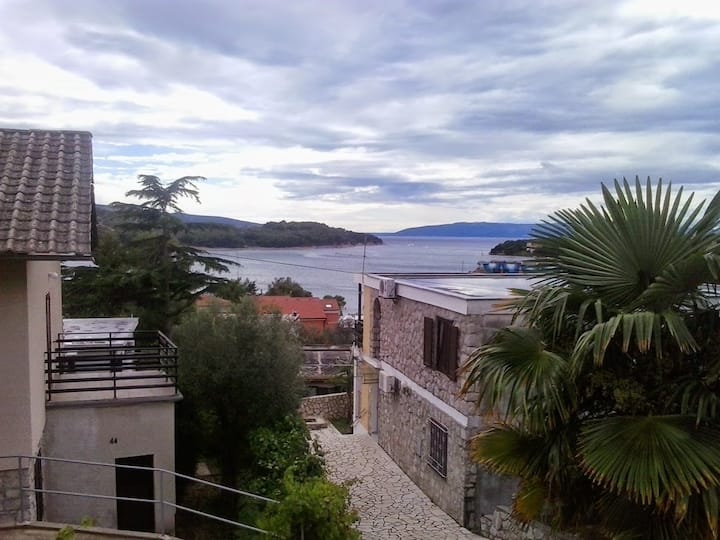 Apartment Emilija In Cres Town - Cres
