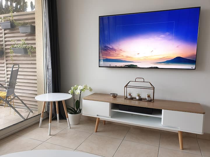 Vue Mer & Canigou - T3 Design - 50m Plage - Wifi - Canet-en-Roussillon