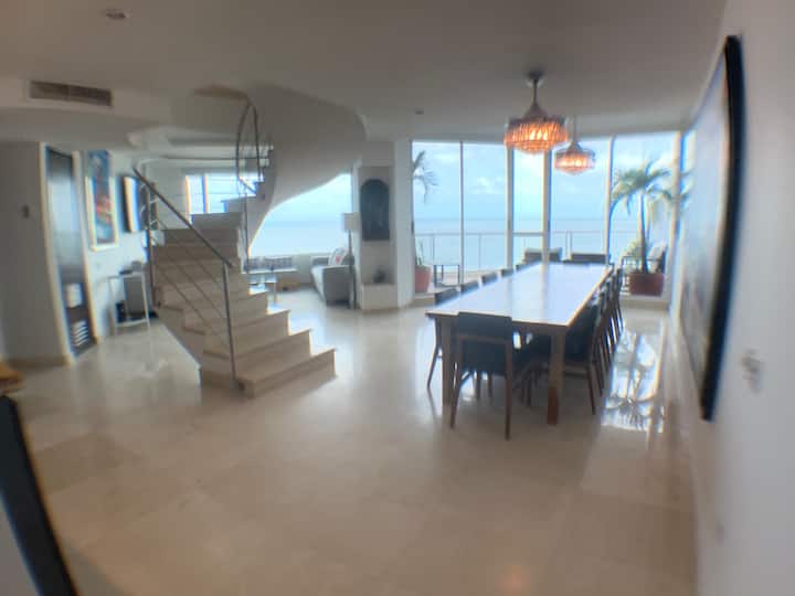 Magnificent 3 Story Large Penthouse On The Beach - Cartagena, Colombia