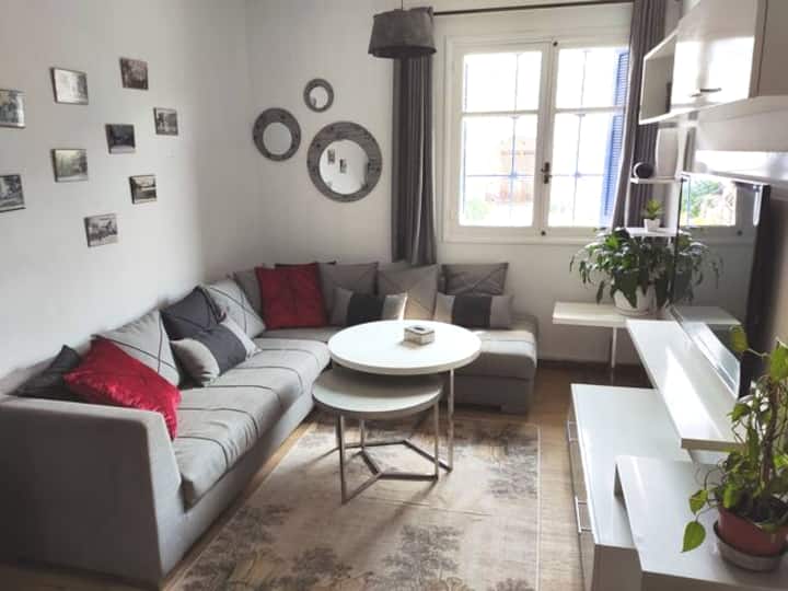 Well-located With Spacious Garden - La Marsa