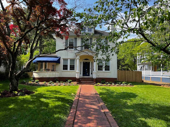 West Street Historic Home - Annapolis, MD