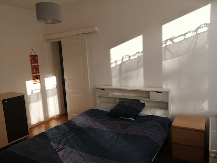 La Madeleine, Chambre Dans Maison De Ville - Rijsel