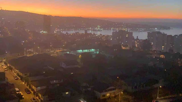 Cómodo Departamento Con Hermosa Vista Al Mar - Valparaíso