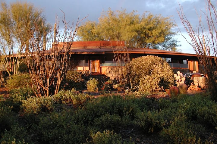 Organic Architecture In The Desert - Cave Creek, AZ