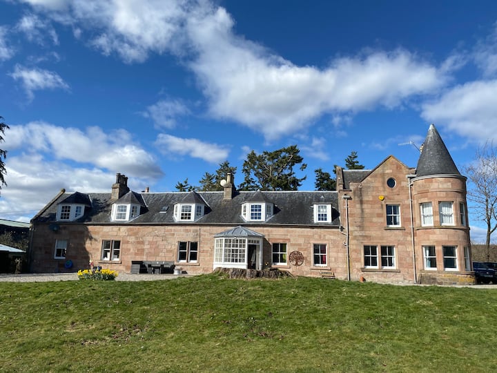Highland Retreat With A Difference - Beauly